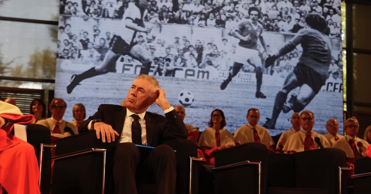 Arrigo Sacchi: "Carlo? Era già un professore: di calcio". Braida: "Un ...