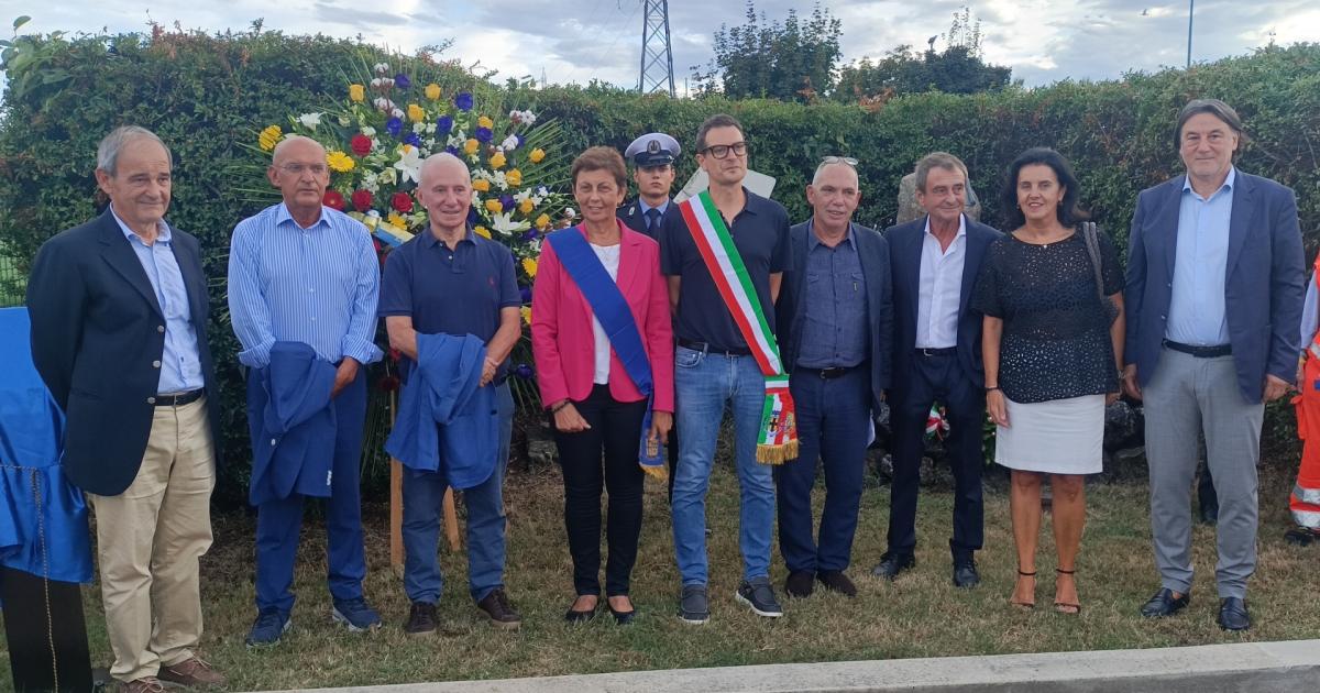 Cerimonia per ricordare le vittime di Charlie Alpha, "A Parma nei primi ...