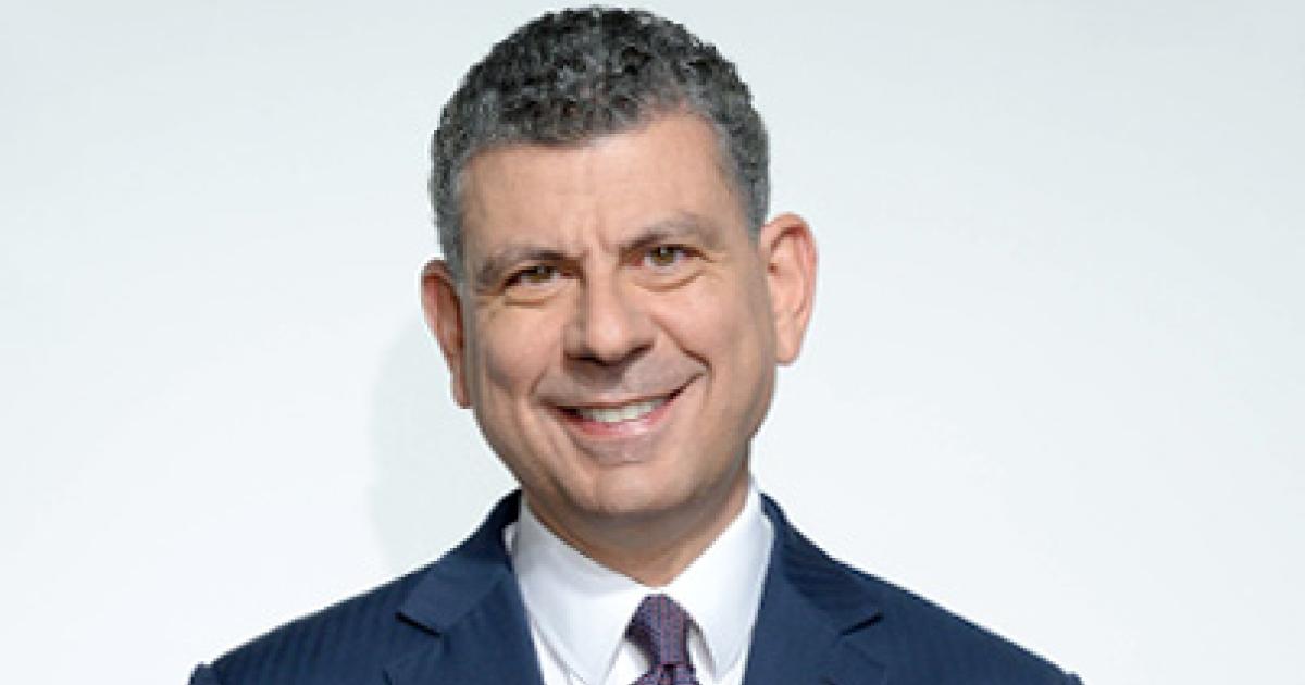 Auto contro guardrail in A15: morto Emilio Petrone, 61 anni, manager e ...