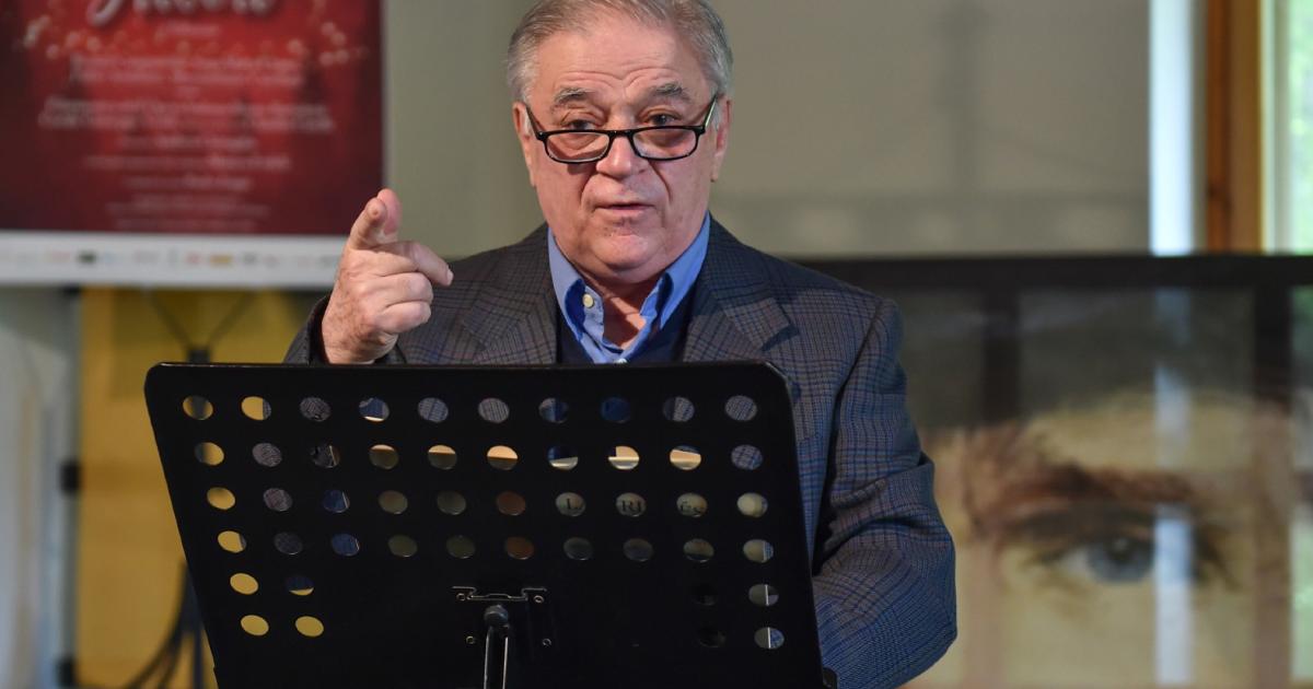 Maletti in versi: "Auguri a te donna che fai fiorire tutto intorno la ...