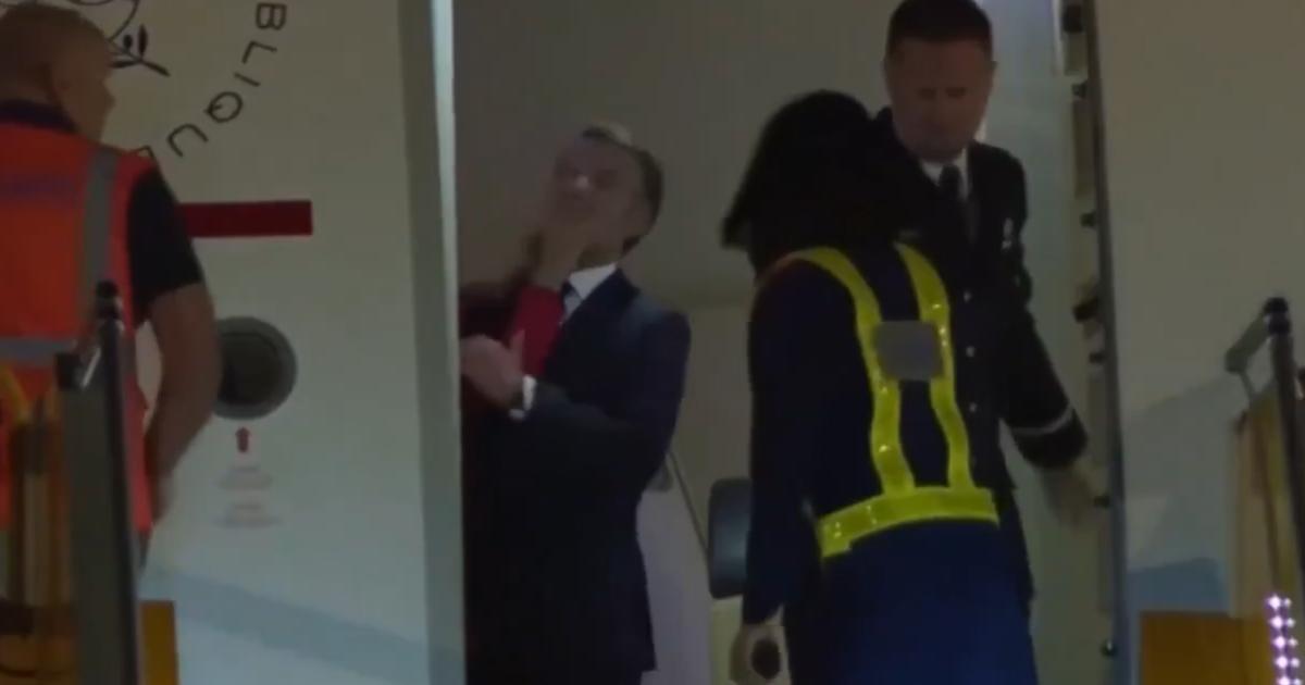E quello schiaffone che Brigitte dà a Macron? Il video spopola in Rete ...