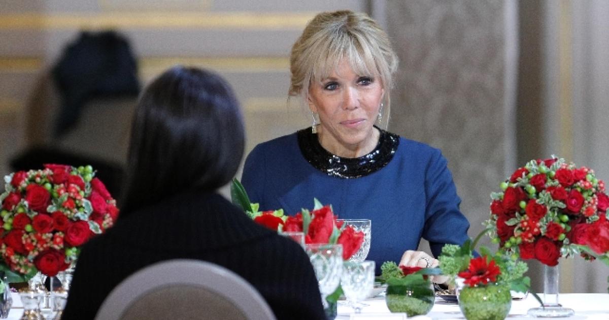 Bufala su Brigitte Macron transgender, denunciate due donne - Gazzetta ...