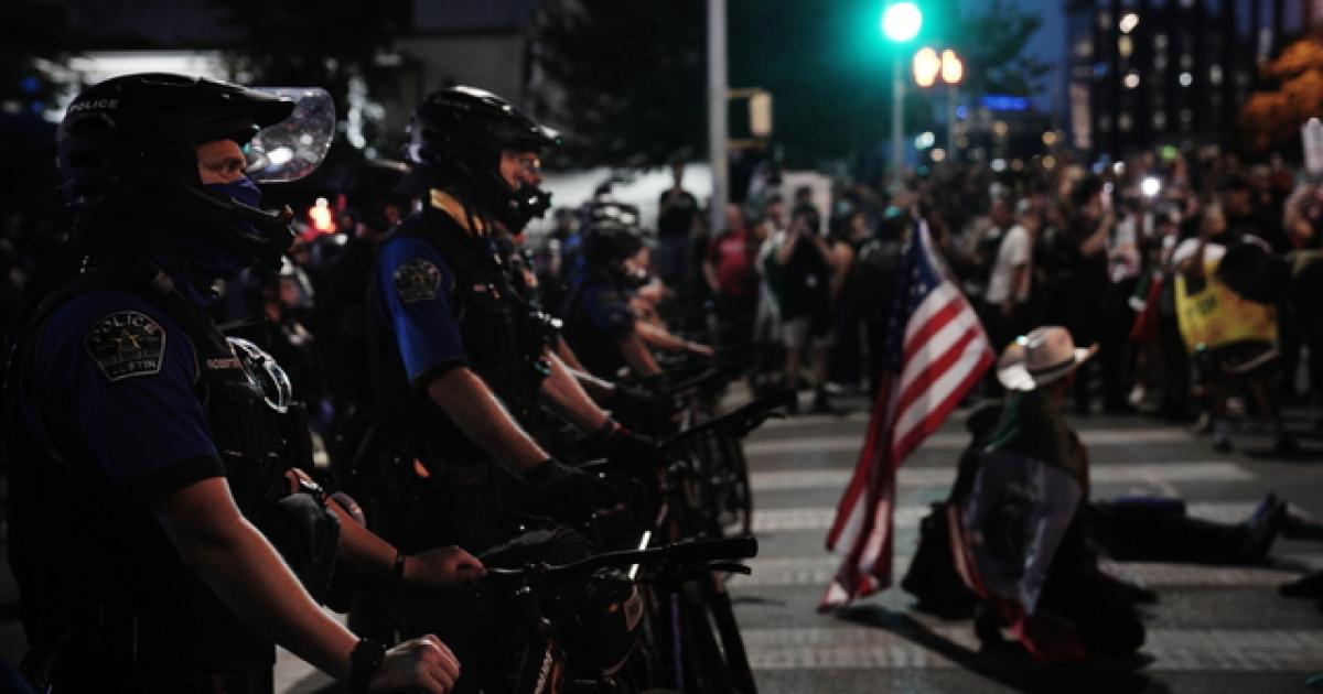 Uomo ferito durante le proteste 'No Kings' in Utah è morto - Gazzetta ...