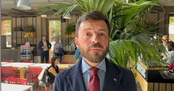 Walter Rizzetto e l'impatto della Intelligenza artificiale sul lavoro ...