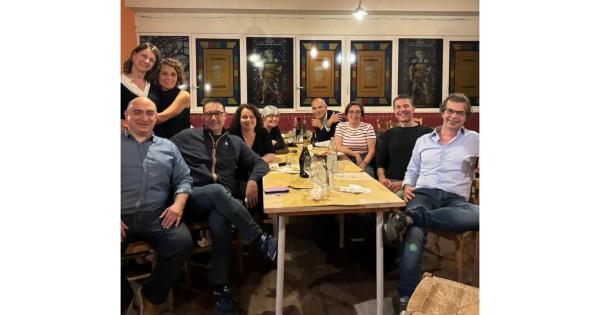 Ragioneria a Montecchio, 30 anni dopo: amarcord per la 5' B della ...