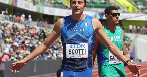 Europei di Roma: la staffetta 4X400 mista vince l'argento con il ...