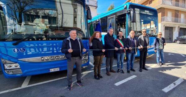 I nuovi bus supertecnologici: la Tep a Bore e a Berceto - Gazzetta di Parma