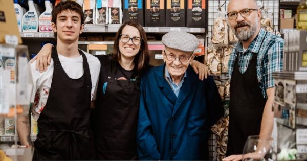 I 90 anni di Andrea Viani, il patriarca dei droghieri - Gazzetta di Parma