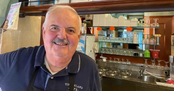 Beppe Rinaldi, una vita avventurosa e 40 anni da gelataio - Gazzetta di ...