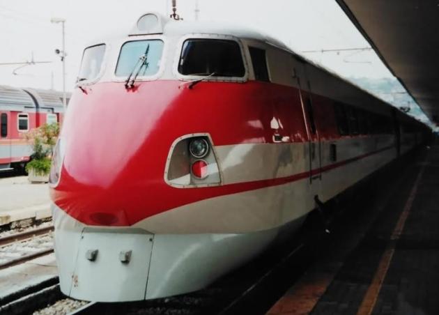Pendolino Etr 450, quando in treno tutti si sedevano «direzione senso ...