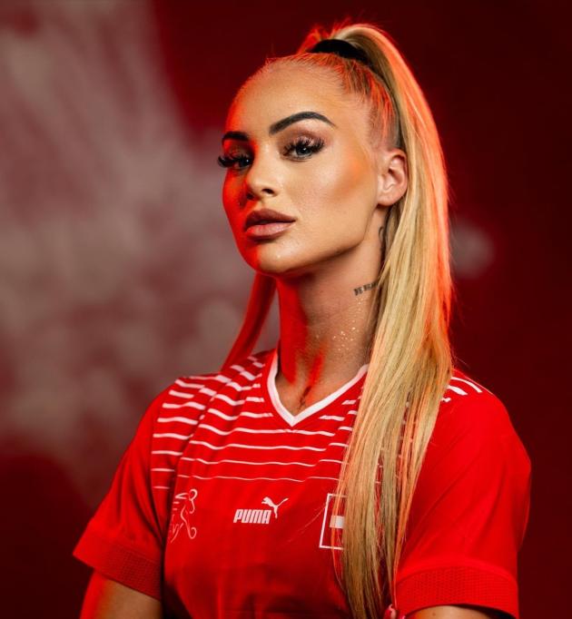 Un calcio… all’estate - Alisha Lehmann - Foto 1 di 5 - Gazzetta di Parma