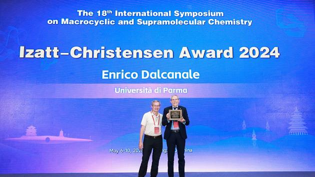 Al docente Enrico Dalcanale il Premio Izatt-Christensen 2024 - Gazzetta ...