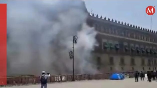 Razzi contro il Palazzo Nazionale in Messico, 26 agenti feriti - Gazzetta di Parma