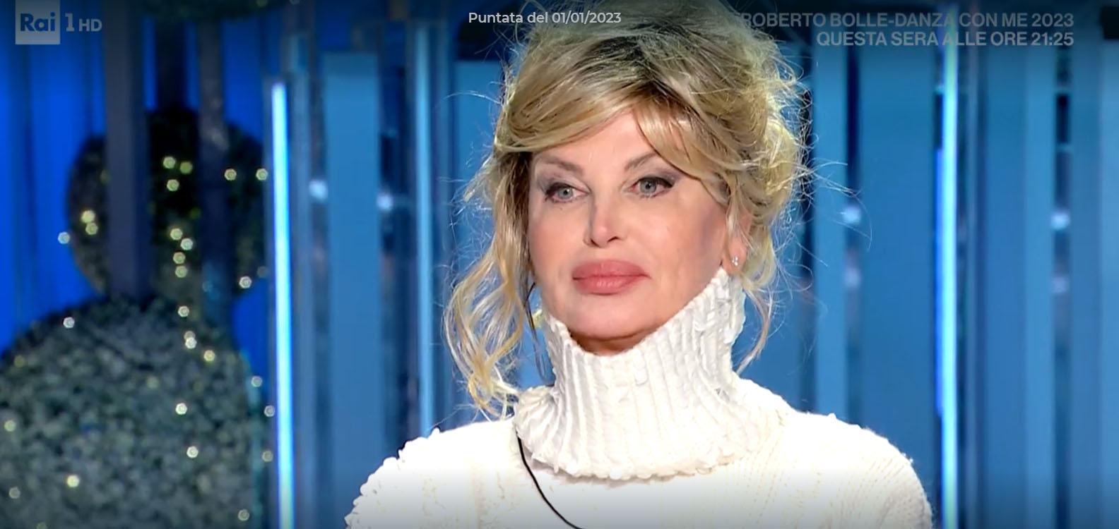 Dalila Di Lazzaro torna a camminare dopo anni: la commozione di Mara ...